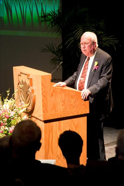 MISSOURI BOTANICAL GARDEN DEDICATES LIBRARY IN HONOR OF DR. PETER H. RAVEN